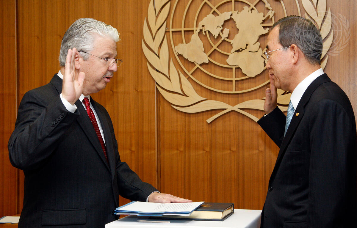 Secretary-General Swears in New USG for Safety and Security | UN Photo